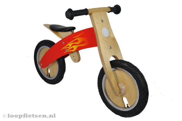 Woodtoys Vlammen of vlinders | Loopfietsen.nl